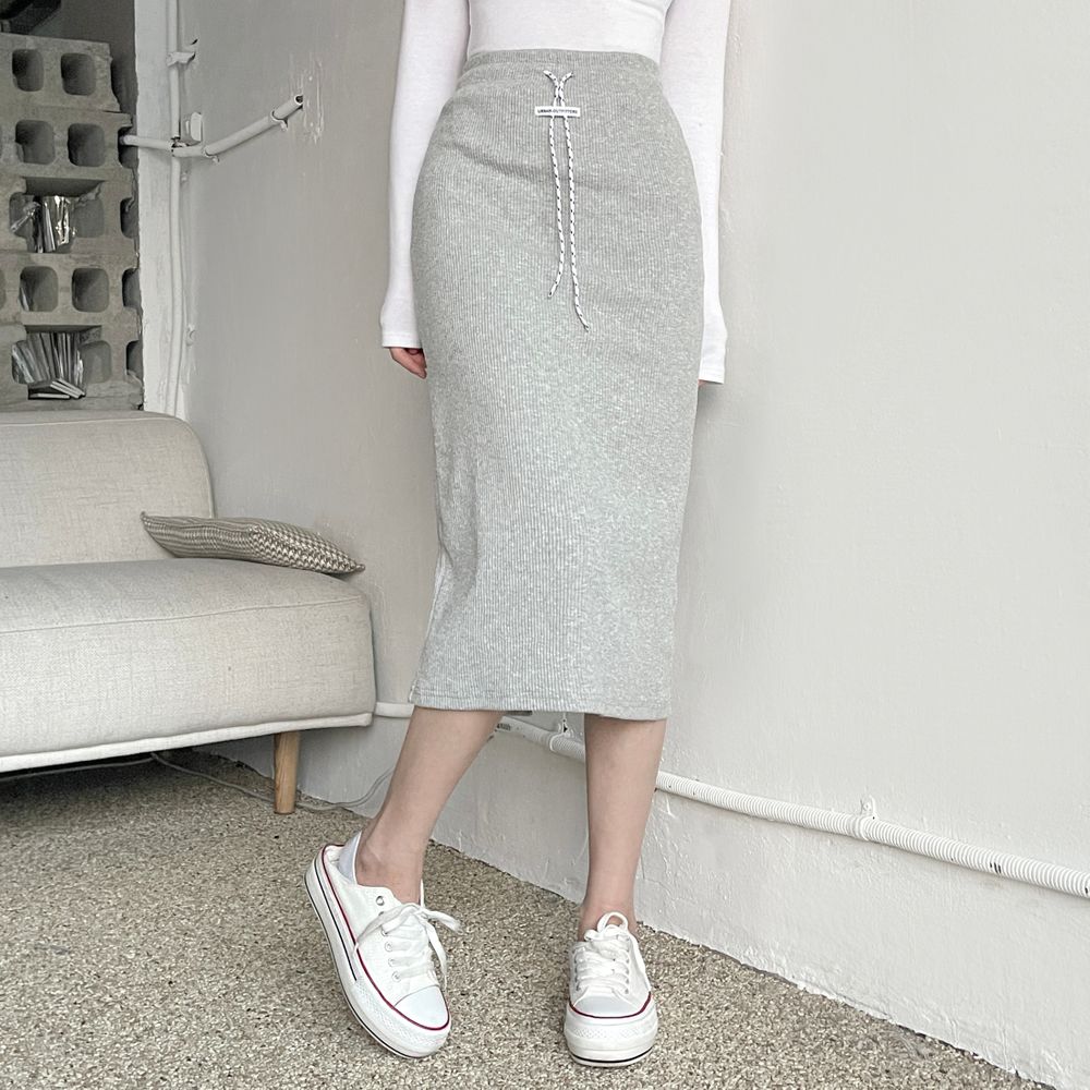 꾸안꾸쫀쫀 패치 골지 밴딩 뒷트임 스커트 롱스커트 미디스커트 밴딩스커트 골지스커트 H라인스커트 트레이닝스커트 트레이닝하의 패치스커트 트임스커트 2color